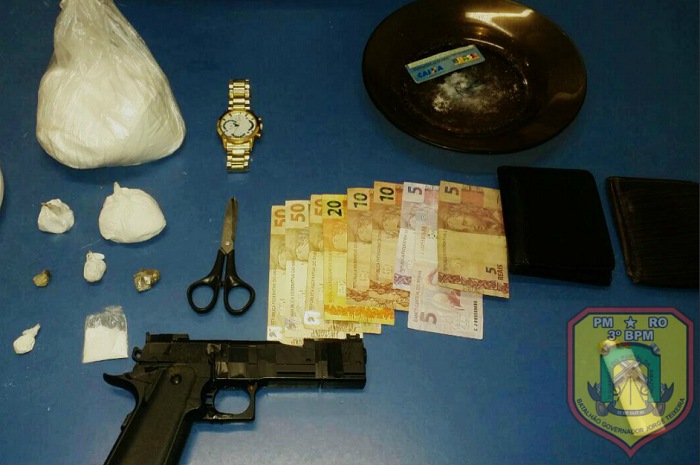 3º Bpm Policiais Militares Conduzem Agentes Por Tráfico De